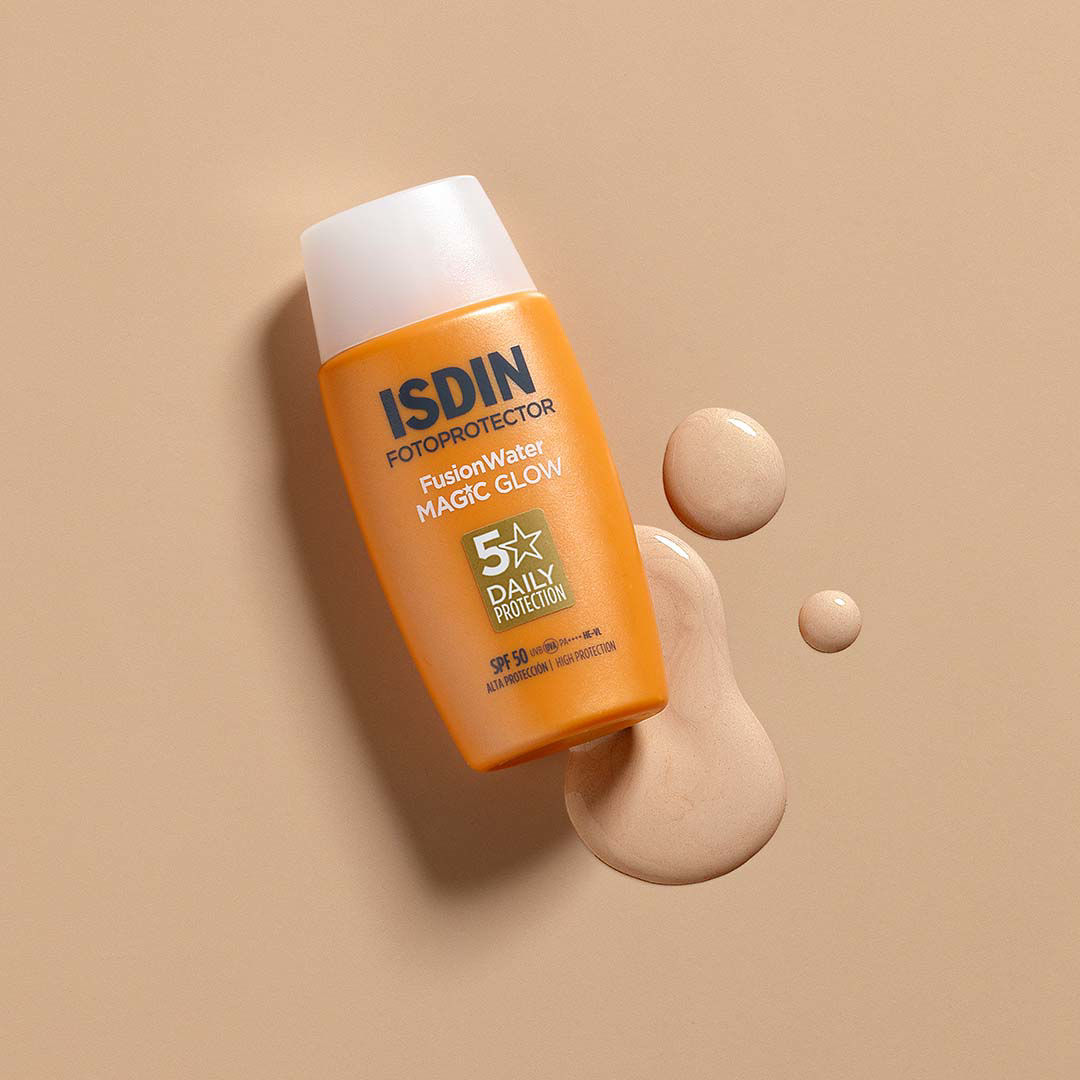 ISDIN Fotoprotector Fusion Water MAGIC GLOW SPF 50 | Sophia, online ...